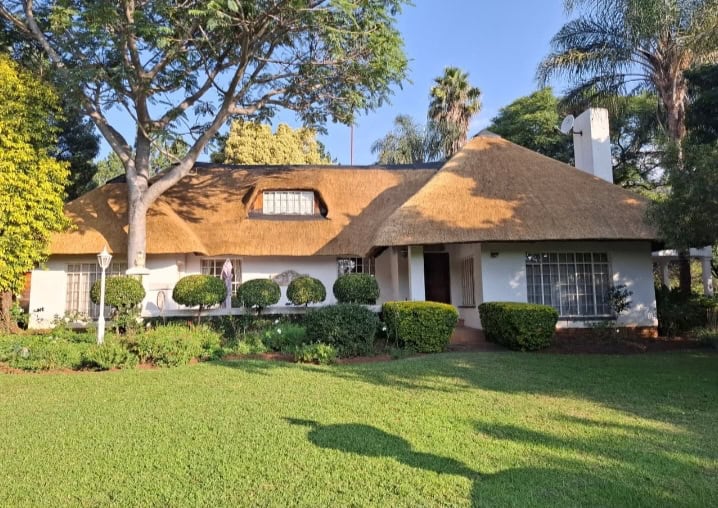 Thatching Services, Thatch Repairs & Insurance Certificate.